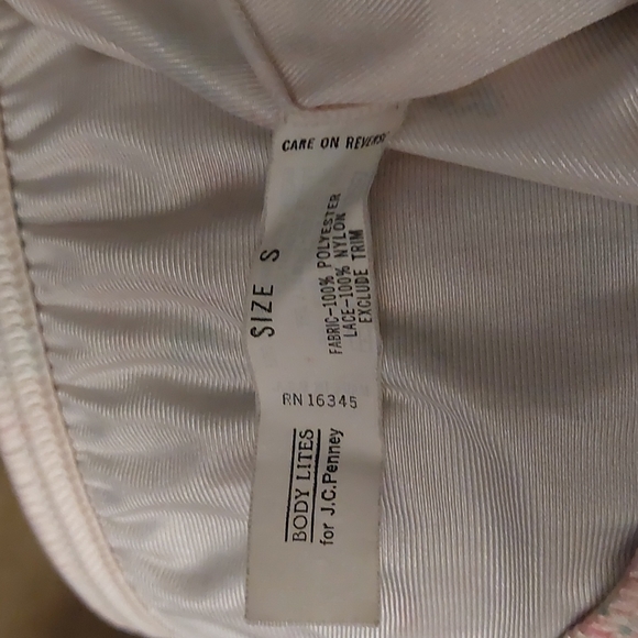 jcpenney | Skirts | Vintage Pink Lace Half Slip From Jcpenney Size ...